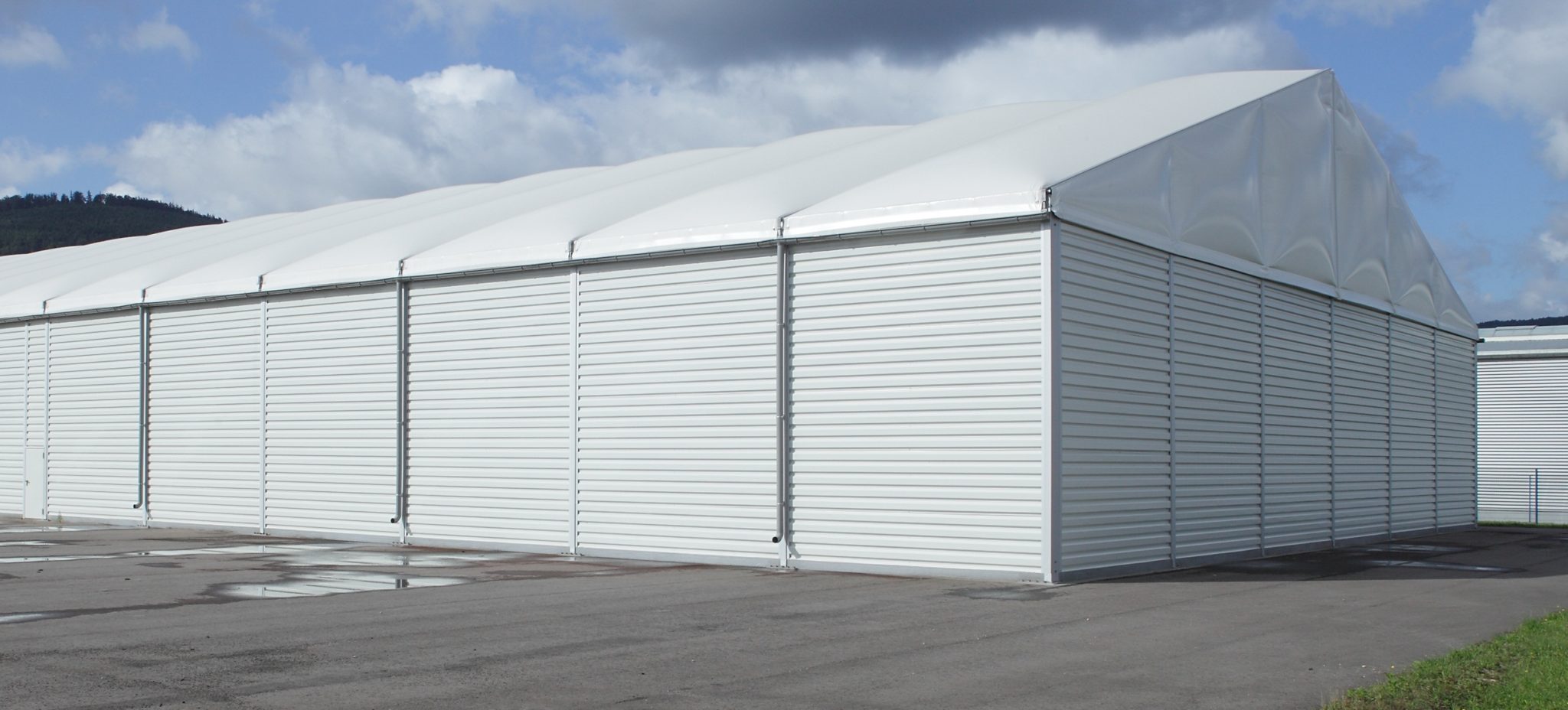 Location membrane (bâche toit) en Rhône Alpes - Alliance Chapiteaux